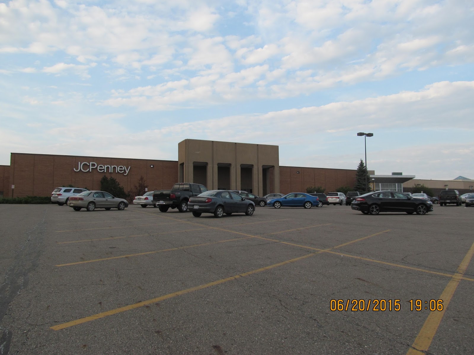 Trip to the Mall: Meridian Mall- (Okemos, Michigan)