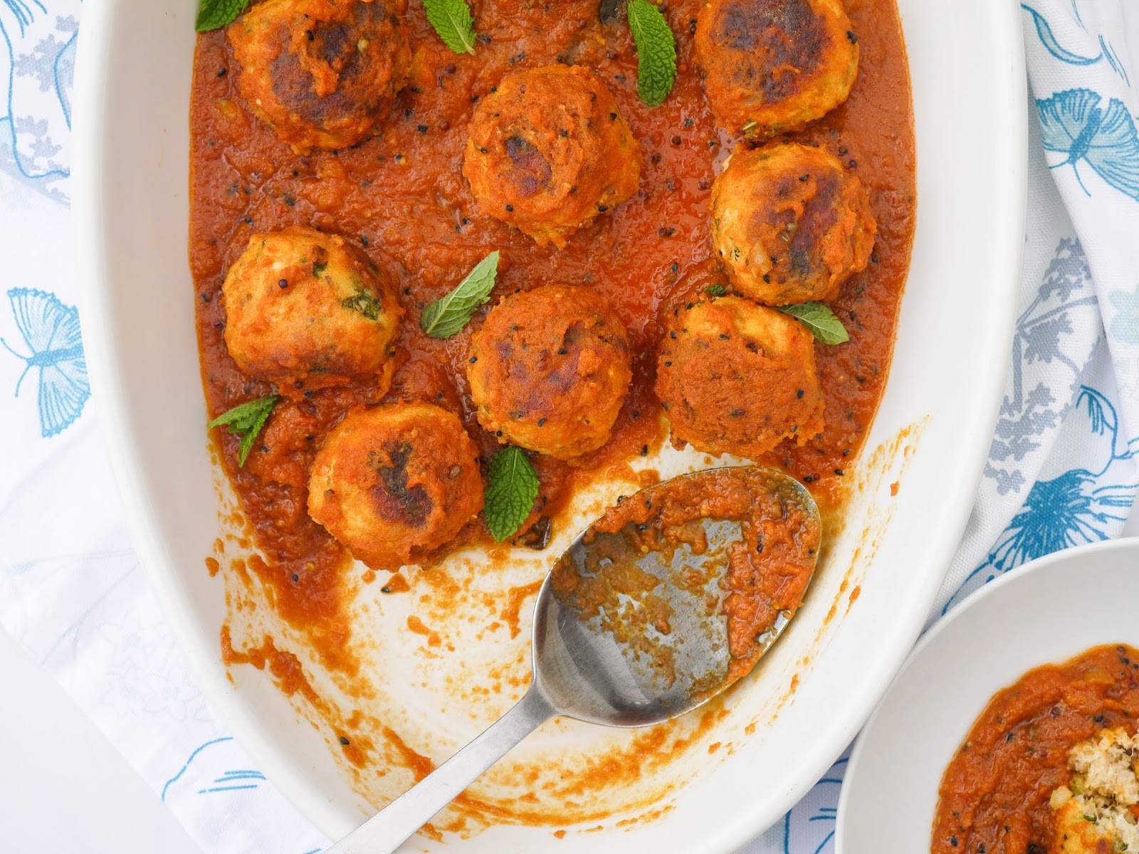 This Muslim Girl Bakes: Fish Kofta Curry.