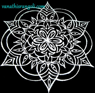 Vanathi's Rangoli / Kolangal: Freehand Flower Rangoli - Without Colors