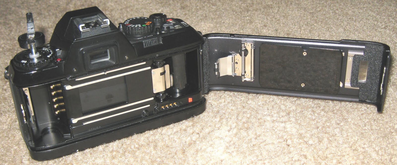 The Chens: The User's Review: Nikon N2000 (F-301) released in 1985