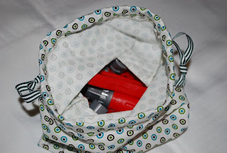 Sew Very Simple: Drawstring Bag Tutorial
