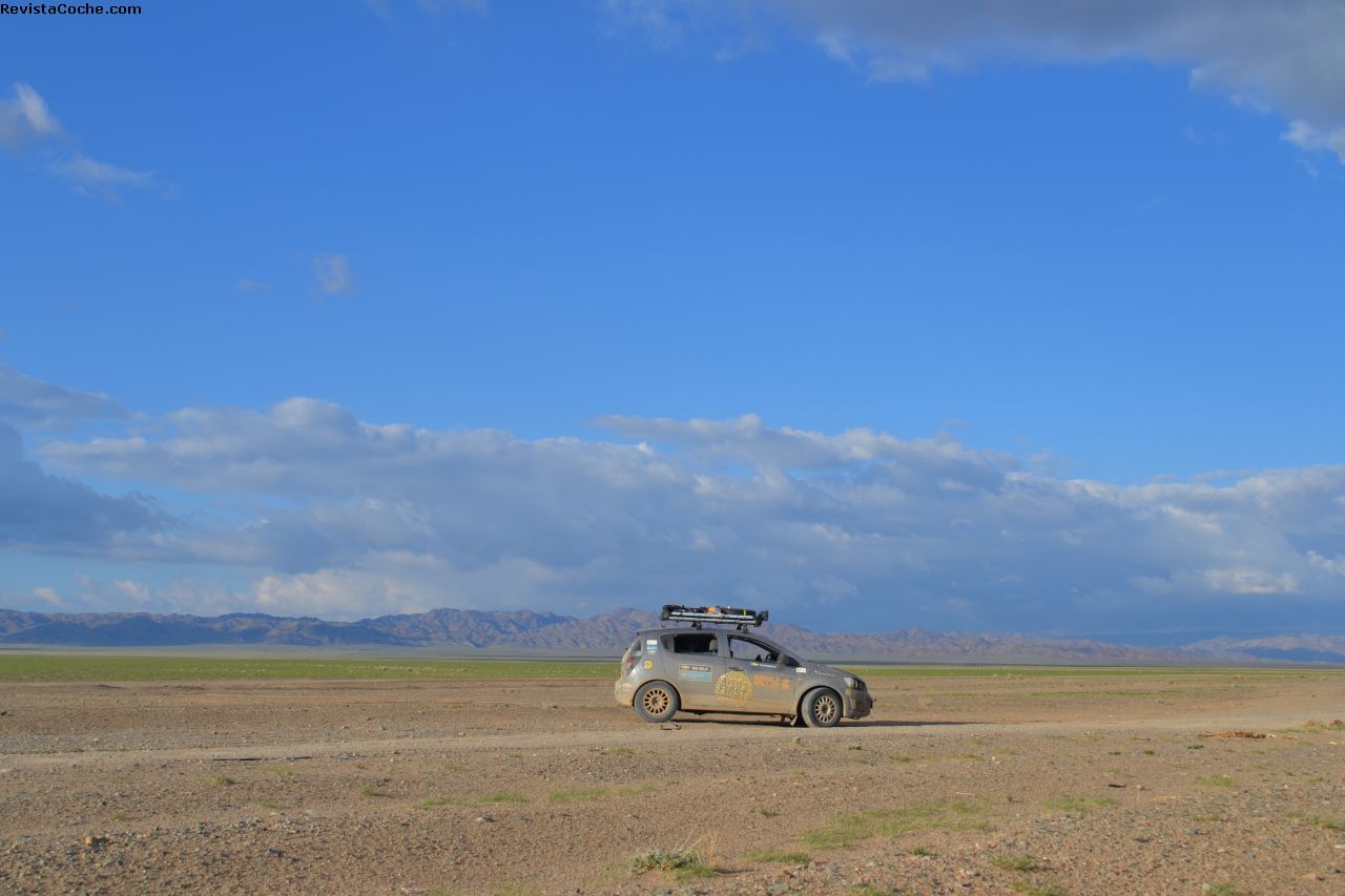 Revista Coche: El Chevrolet Aveo FIRST Mongol Rally alcanza la meta