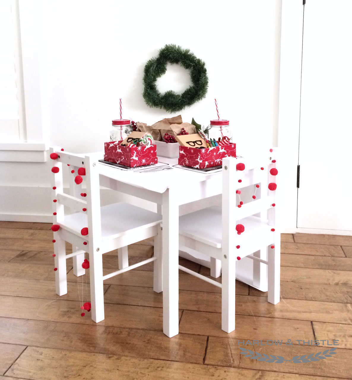 DIY Holiday Kids Table - Harlow & Thistle