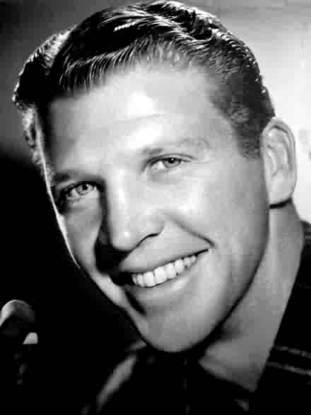 A TRIP DOWN MEMORY LANE: PHOTOS OF THE DAY: DAN DAILEY