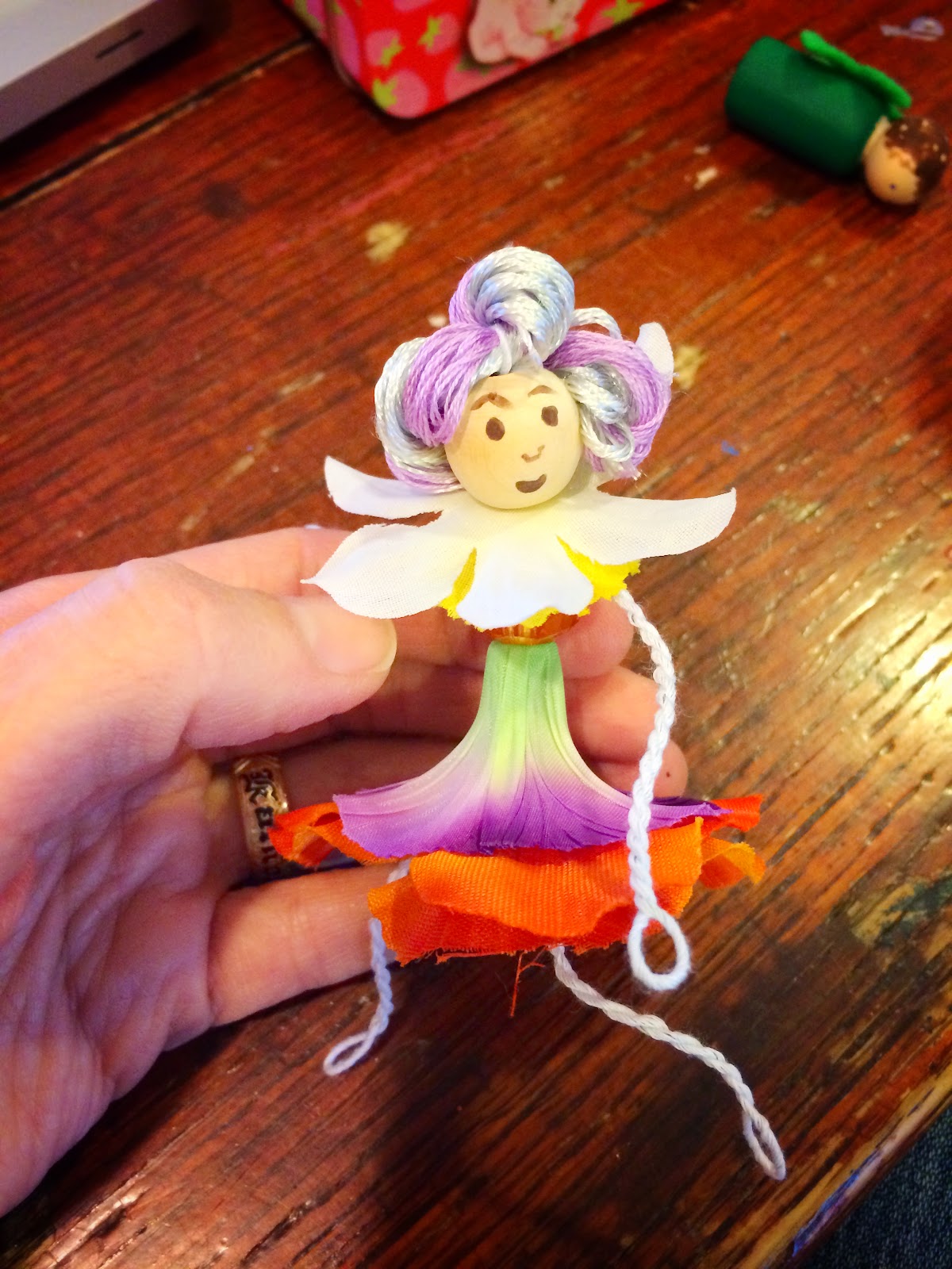 Our Beautifully Messy House : DIY Flower Fairies