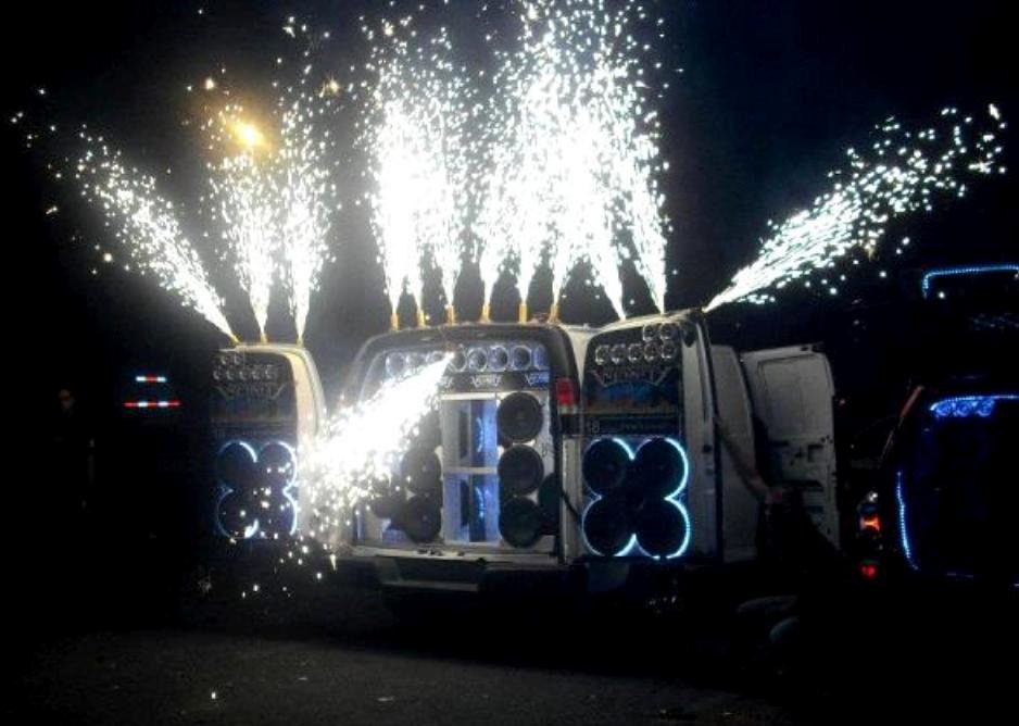 Music Cars : Music Cars SONIDO MOUNSTRUOSO