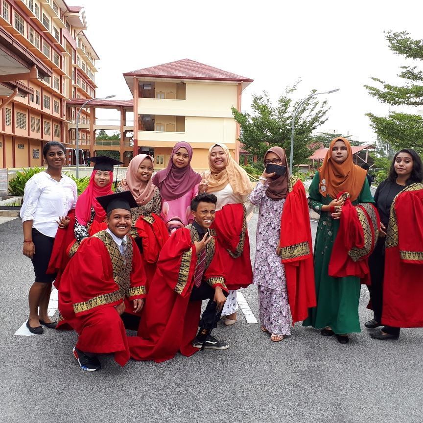 Blog Rasmi SMK Orkid Desa: MAJLIS GRADUASI