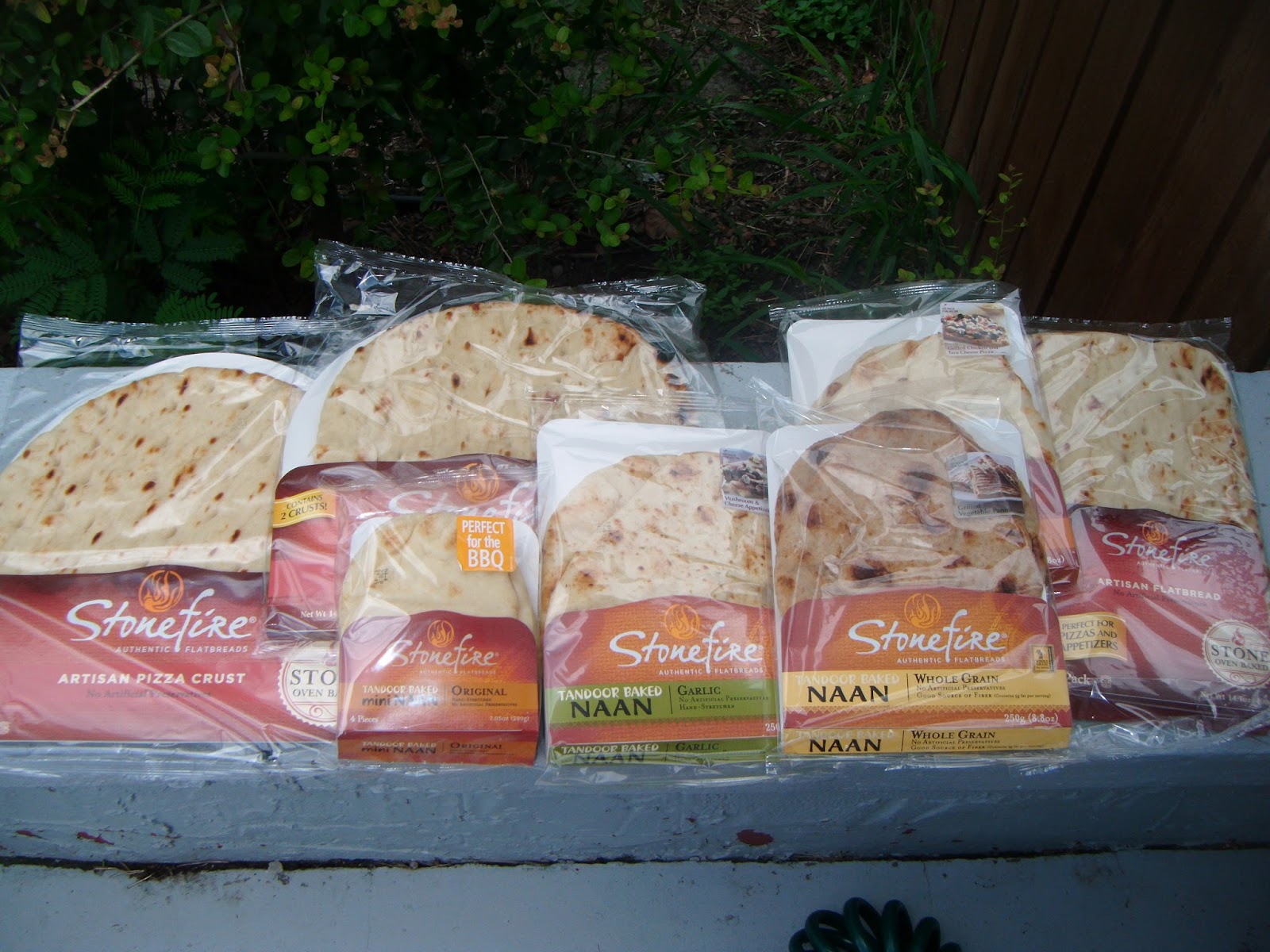 The ABCD Diaries: Stonefire: Flatbread, Naan, Pizza Crust, Oh My!