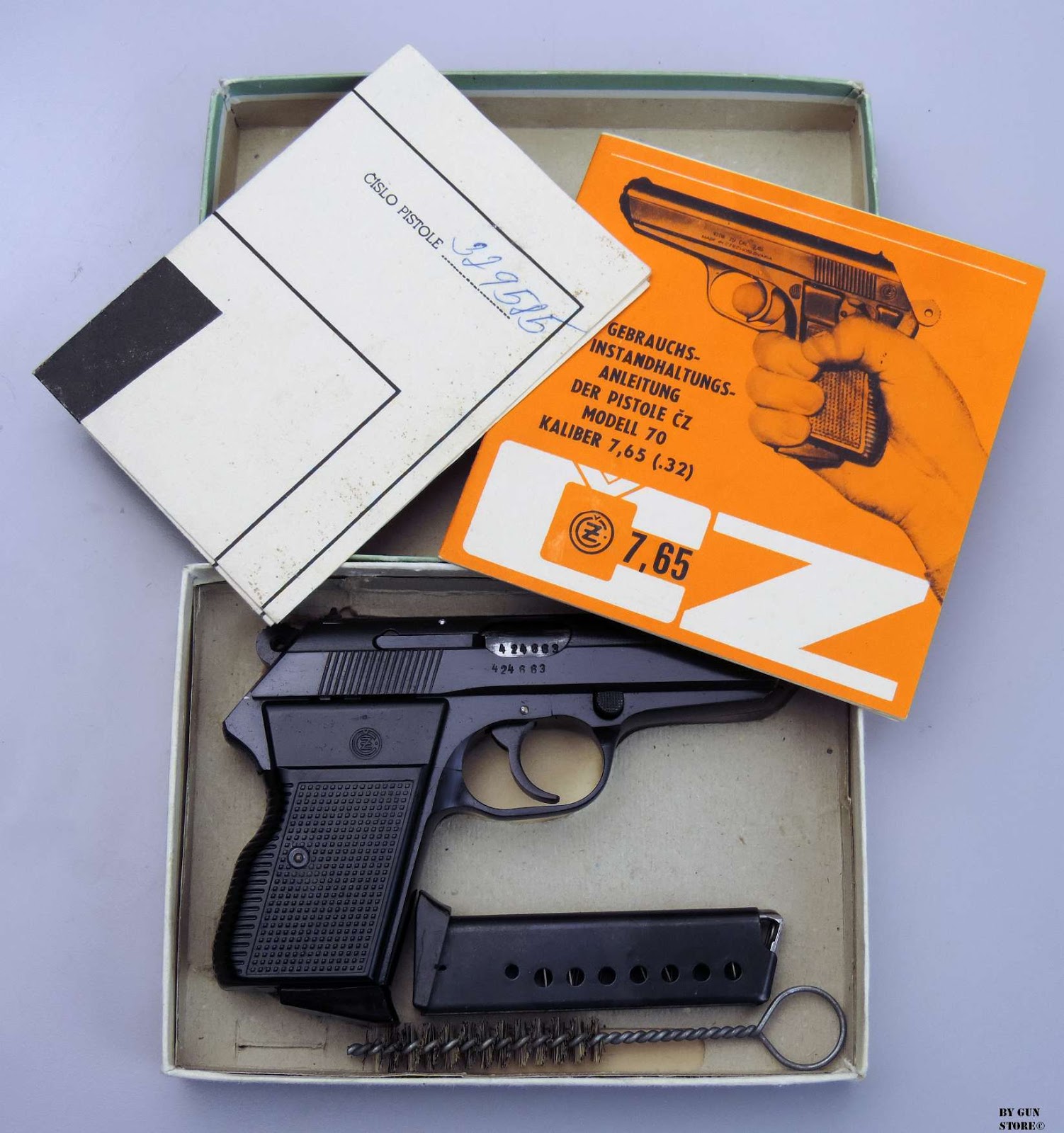 Armi usate web portal: Pistola la CZ mod. 70 cal. 7,65 mm