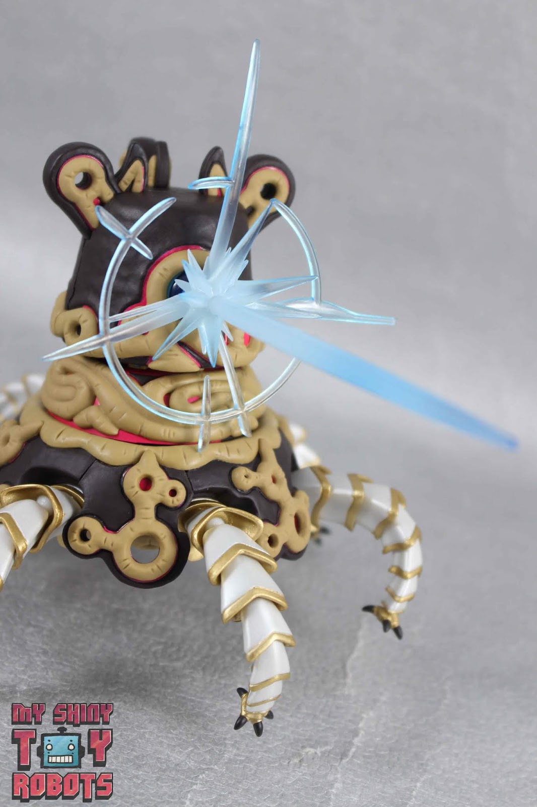 My Shiny Toy Robots: Toybox REVIEW: Nendoroid Guardian