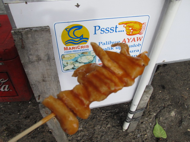 onthewingsofweng: Tempura, a Pinoy street food - Ruel Nugal, the vendor