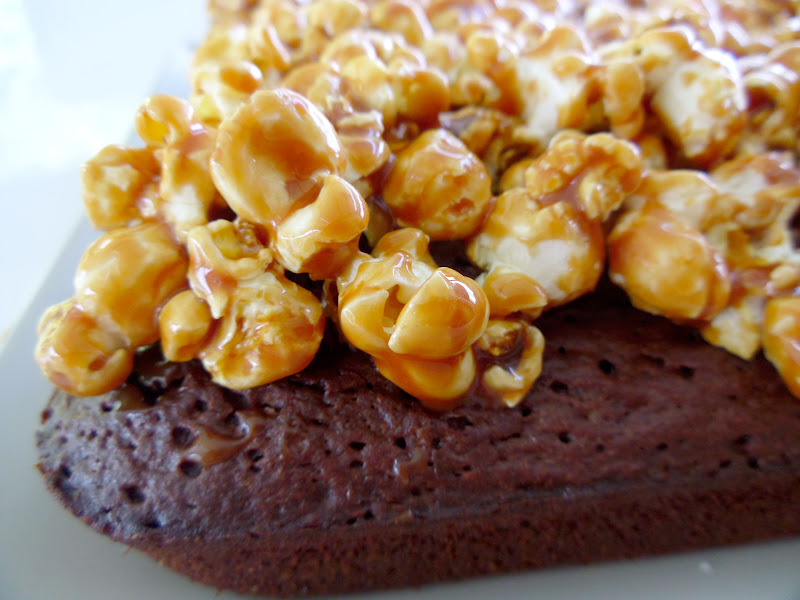 Gourmande ou passionnée...: Fondant au chocolat et pop-corn caramélisés