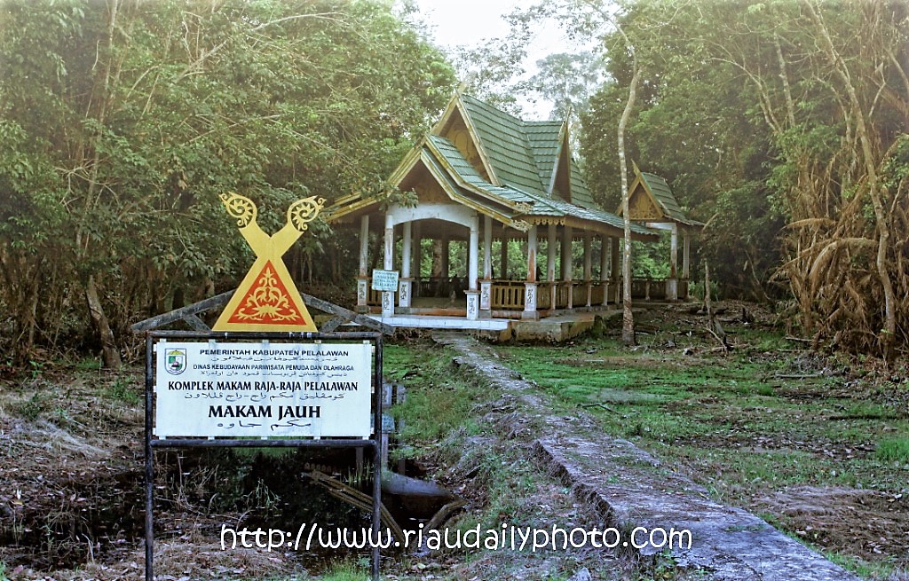 Komplek Makam Raja-raja Pelalawan | Riau Magazine