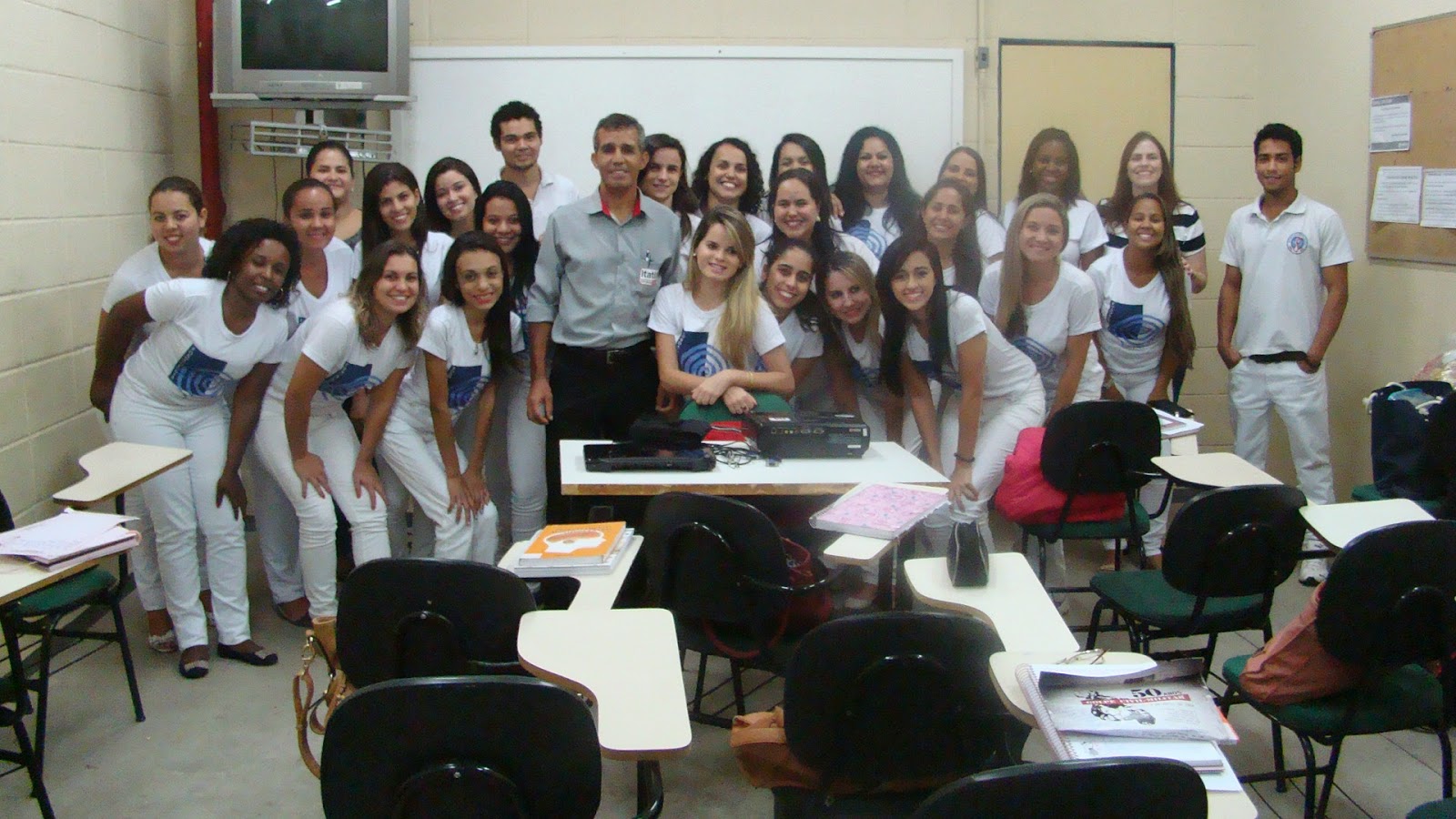 O VIGILANTE: ALUNOS DE FONOAUDIOLOGIA - UNIPAC IPATINHGA MG