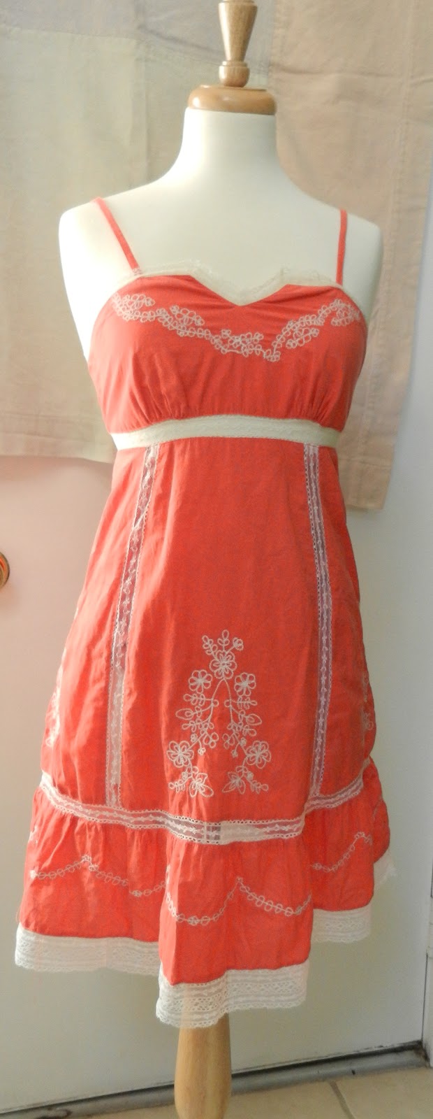 Vintage Life & Design.: Vintage Item of the Day, A Sweet Vintage Sundress