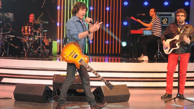 Equipos Violas y Pedales: Roberto Musso (El Cuarteto de Nos)