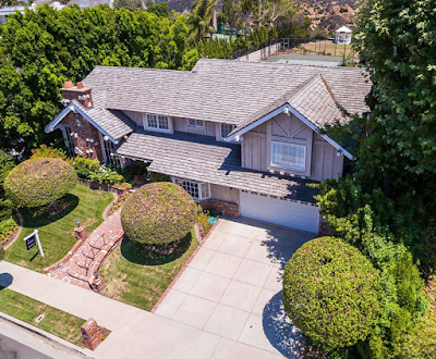 NickALive!: Drake & Josh's House Is for Sale - Is Megan Behind This?