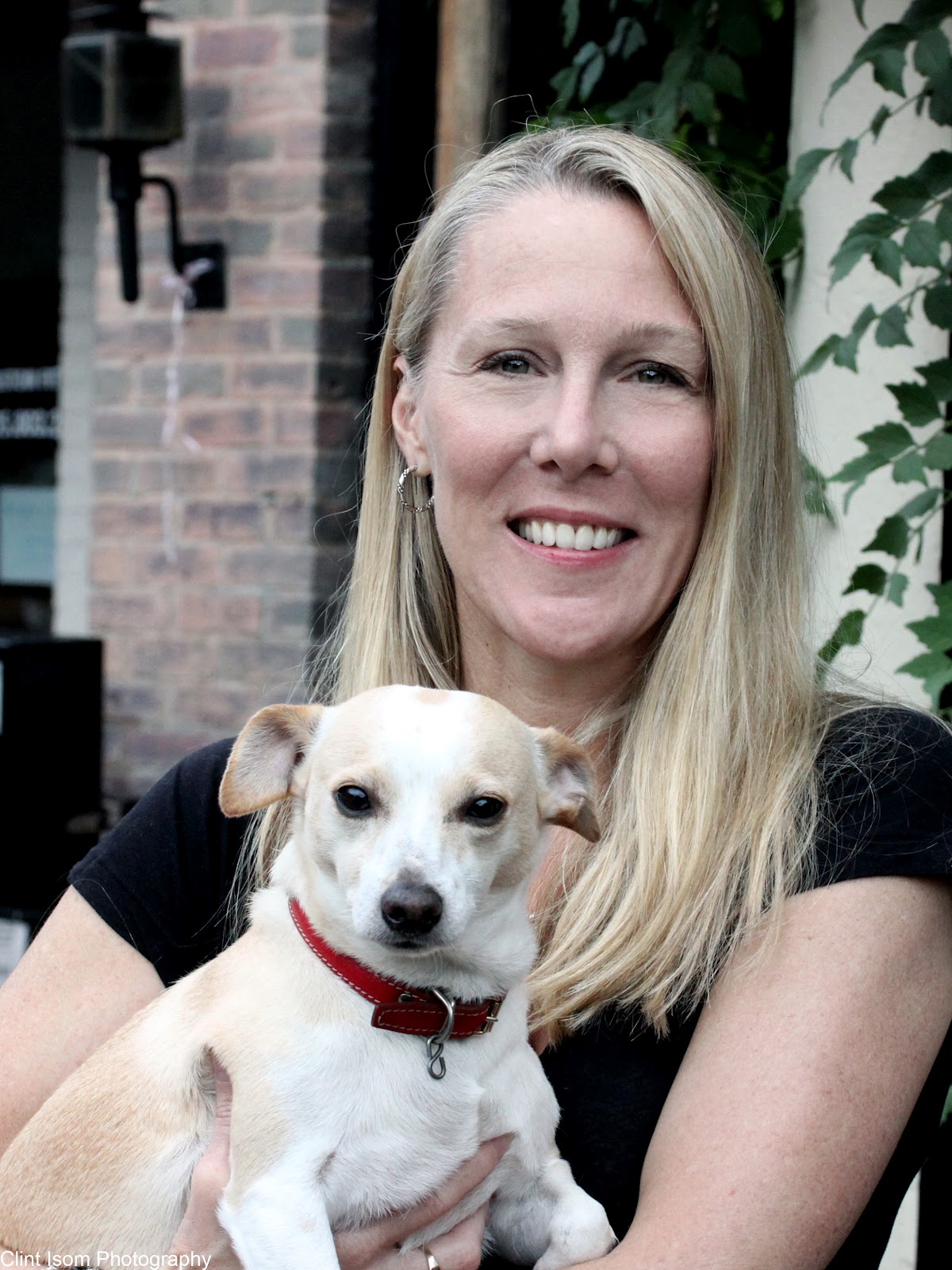 coffee with a canine: Lanier Scott Isom & Sparky, Dakota, and Bear