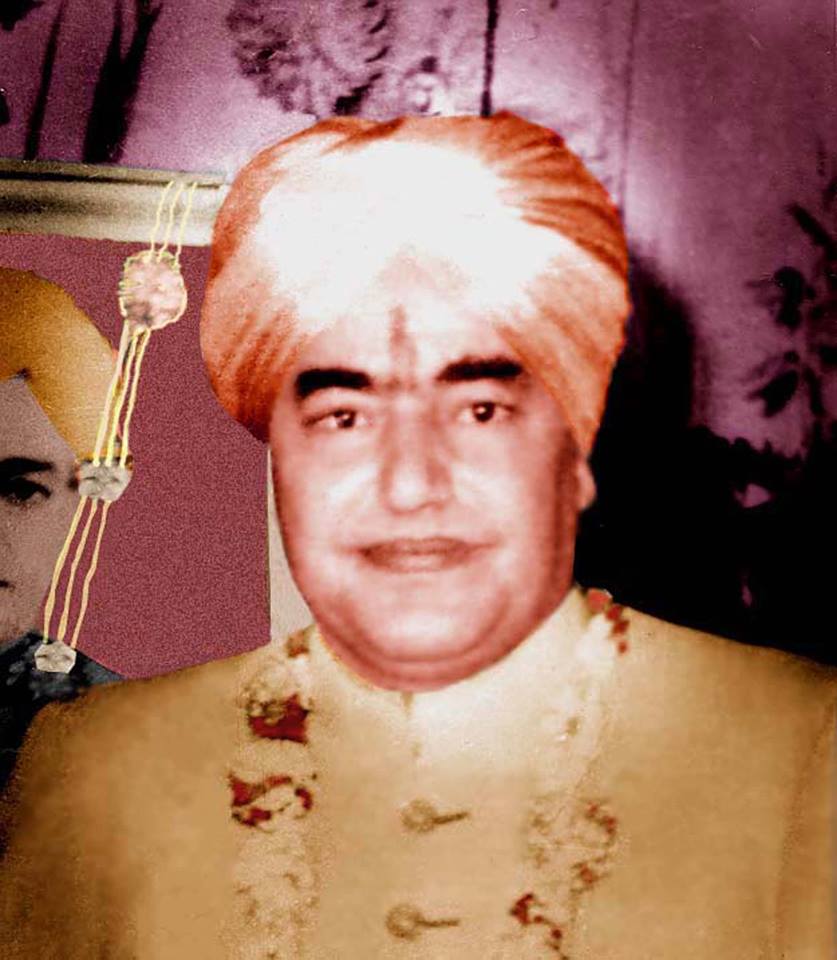 Rays of Divine Touch - A collection of articles of HH Priya Nath on ...