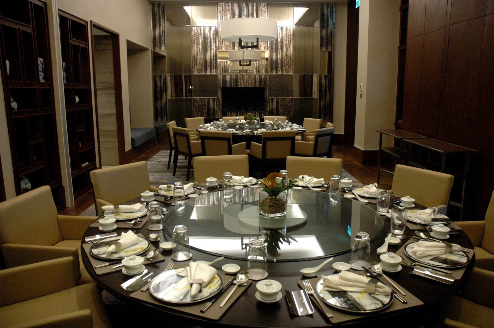 DUDE FOR FOOD: Elegant Cantonese Cuisine at Man Ho, Now Open at ...