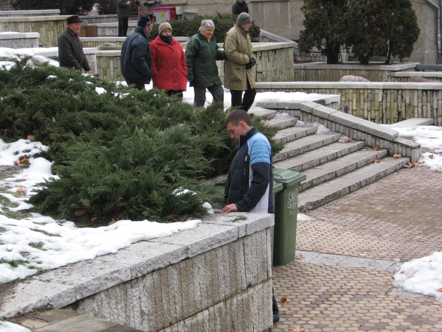 Троян 21 - статии: Да се изпикаеш пред кръста?!