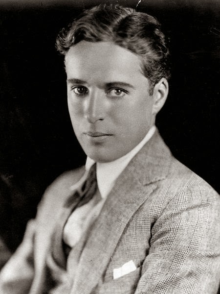 Expressions: Charlie Chaplin – 125 years later