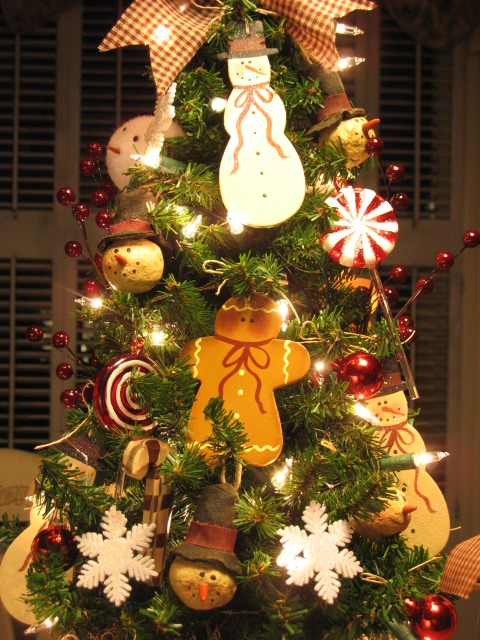 Country Creations By Denise: New Snowman Gingerbread Tree!!!!!!
