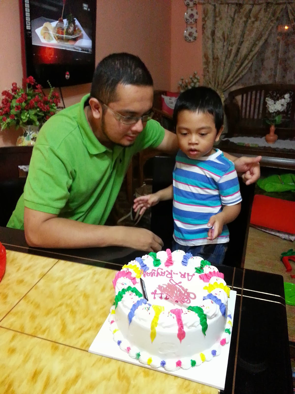 ♥ Masyimalo Heart ♥: Celebrate beday Rayyan and Opah