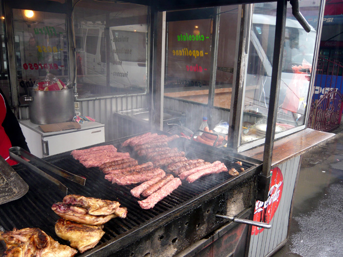 Opriti Planeta, vreau sa cobor.: Micii de la Dedulesti