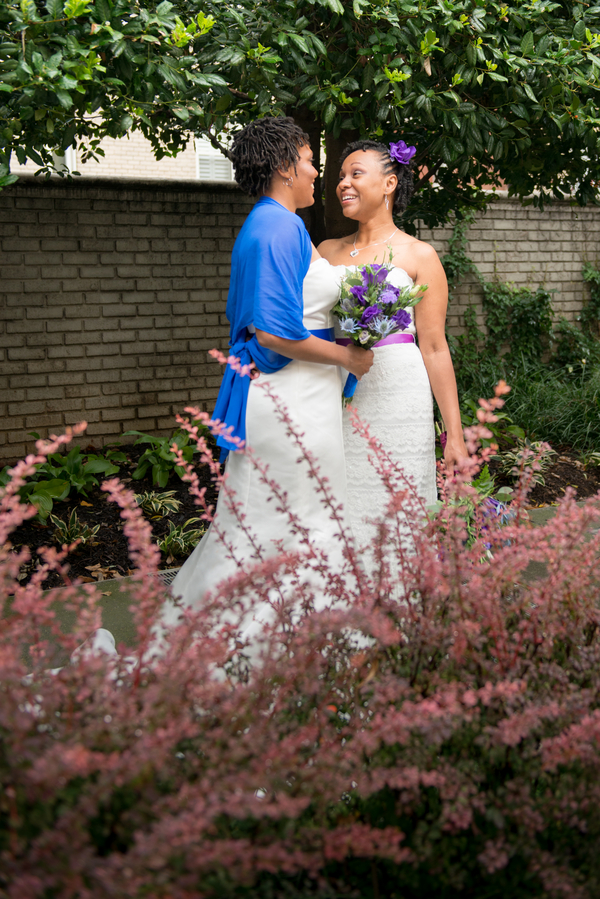 BRIDE CHIC: TWO BRIDES: KELLY AND KELLY