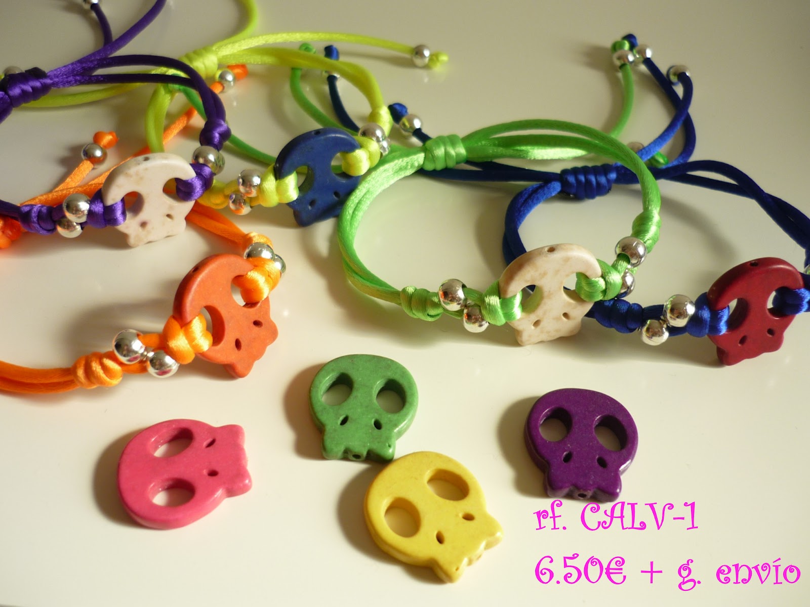 TE COMO TU CARA ¡¡¡: PULSERAS VERANIEGAS..........