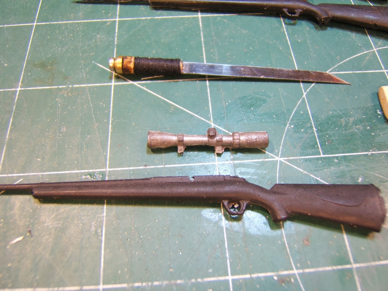 Amazing Casting Products: Deck the Tree with Miniature TOY Guns ...