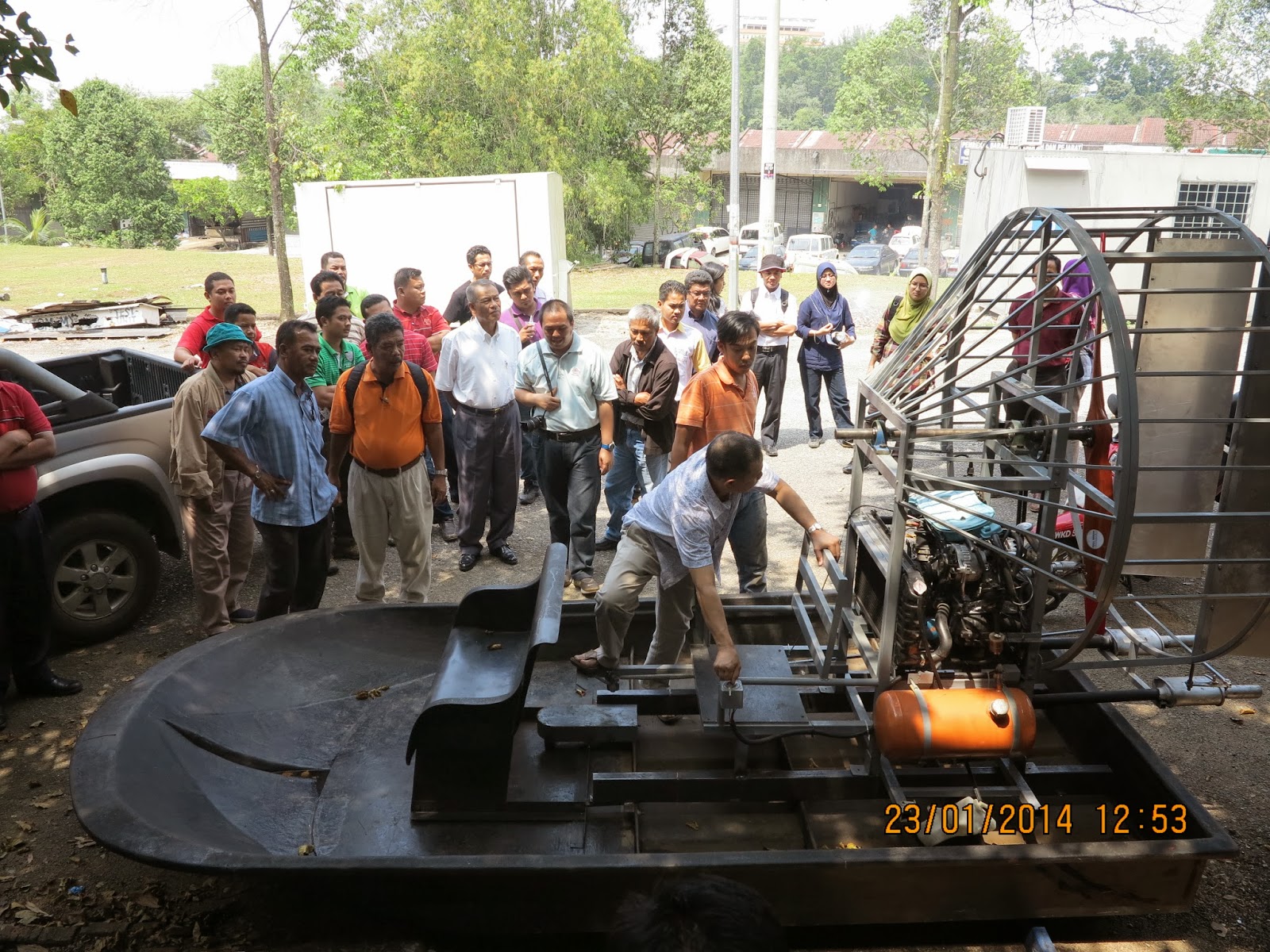 Cinta Pada Yang Satu: LAWATAN KE KILANG ZULL DESIGN AUTOTRONIC, RAWANG ...