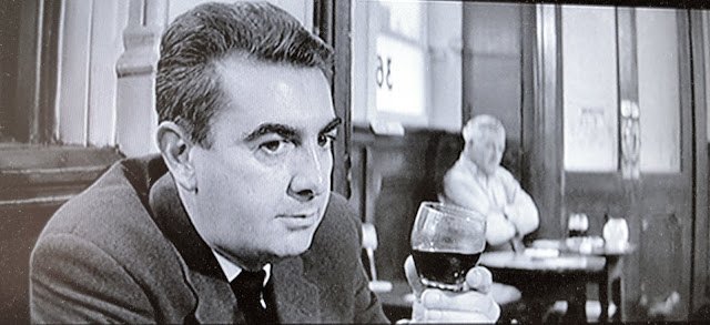 From Swerve of Shore to Bend of Bay: James Joyce, Wine Lover