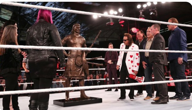 “Rowdy” Roddy Piper Statue Revealed At WrestleMania Axxess.