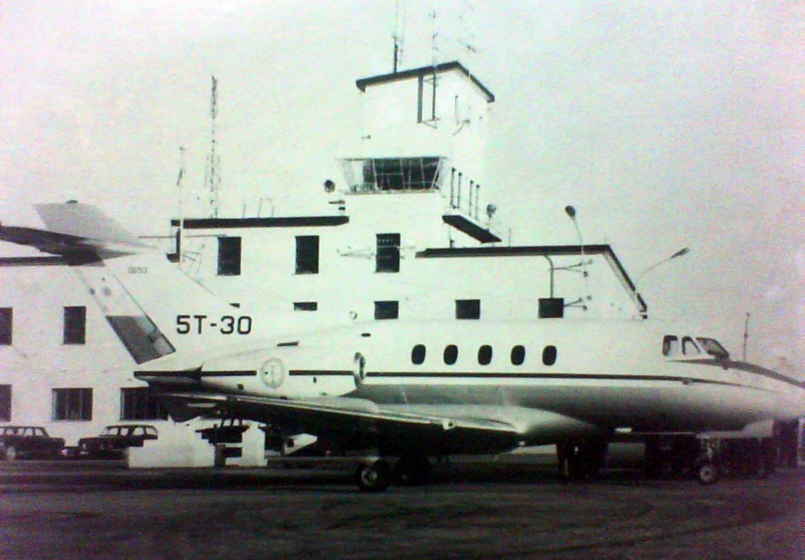 Historias Individuales: LV-AXZ (0653 5-T-30), Hawker Siddeley HS-125 ...