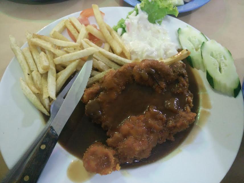 Aku & Environment: Aku & Satay Hakimi