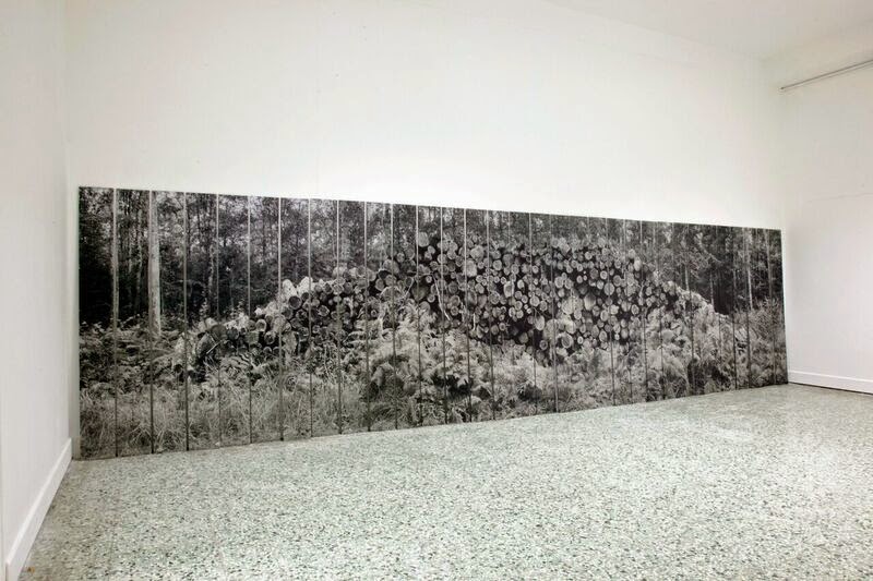 KLOMPCHING GALLERY: HELEN SEAR: EXQUISITE MASTERY