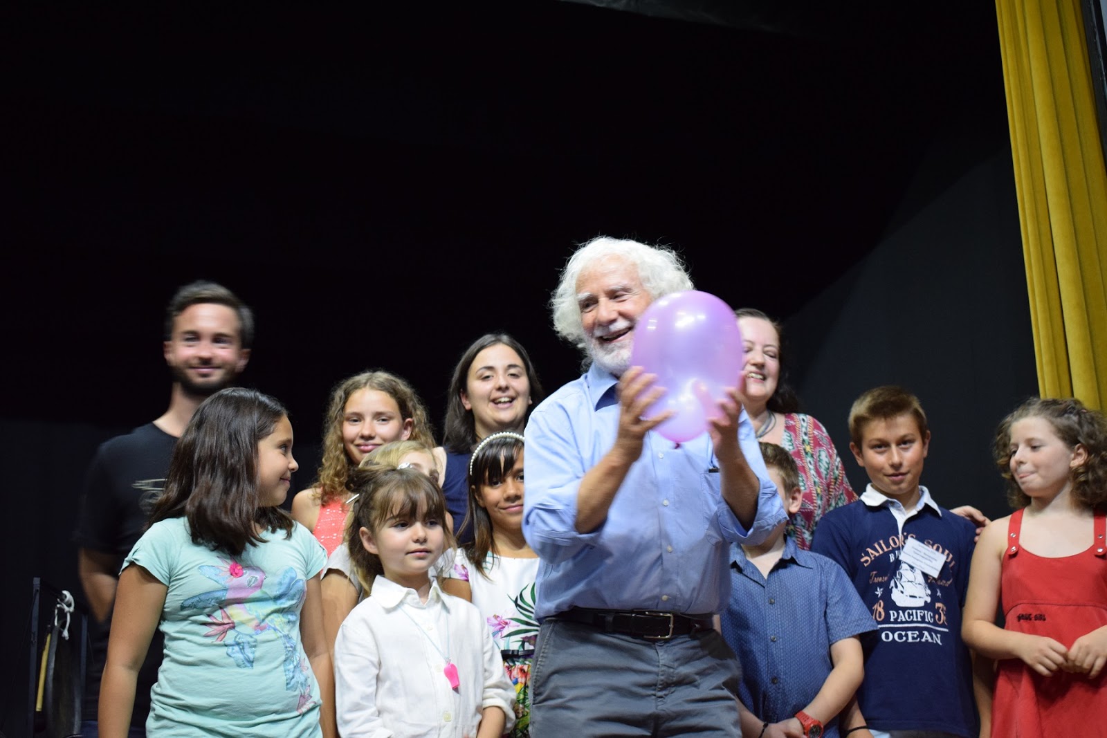 Ιδιωτική Οδός: Η "ΠΡΑΣΙΝΗ ΣΚΟΥΦΙΤΣΑ" ΤΗΣ ΙΟΥΛΙΤΑΣ ΗΛΙΟΠΟΥΛΟΥ ΚΑΙ ΤΟΥ ...