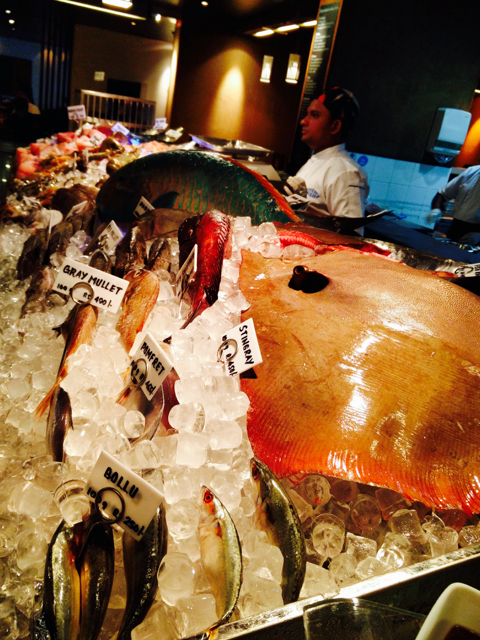 Lagoon, Cinnamon Grand, Colombo, Sri Lanka | Grub Waz