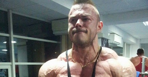 world bodybuilders pictures: Romania bodybuilder Marius Chera