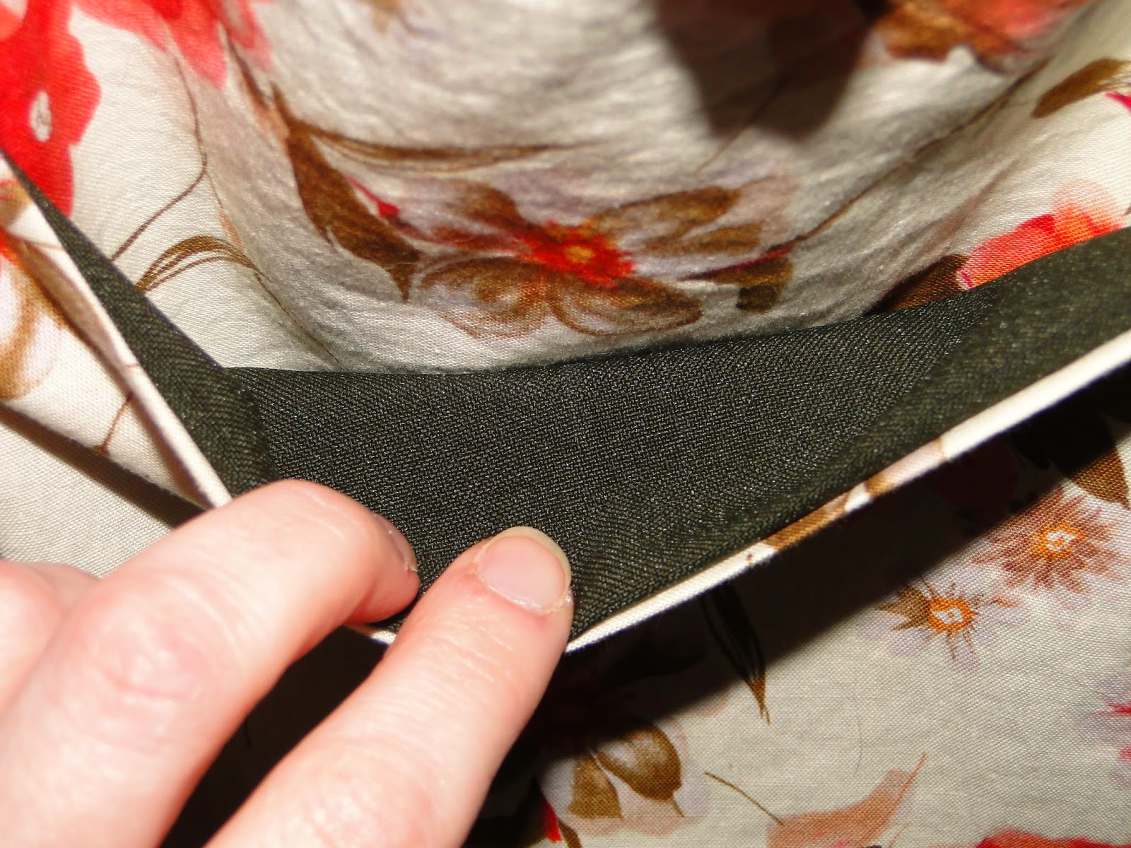 Buttercup Bag, Bitches/ Simplicity 2164 Review