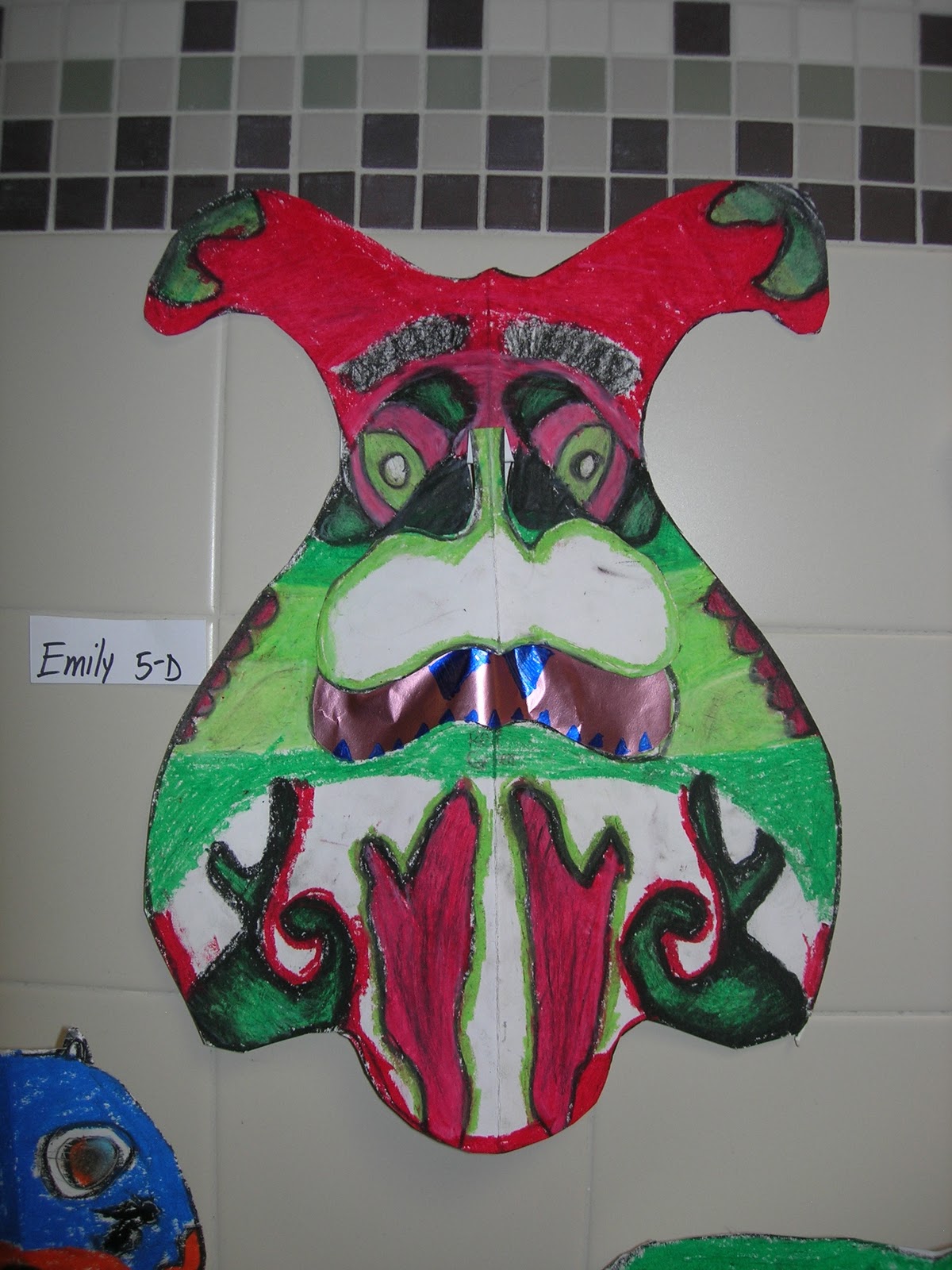 Mrs. Manzella's Student Gallery: 5TH GRADE: COMPLEMENTARY COLOR CREATURES