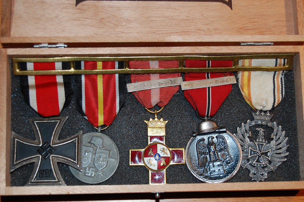 Jornadas División Azul BCN: Condecoraciones