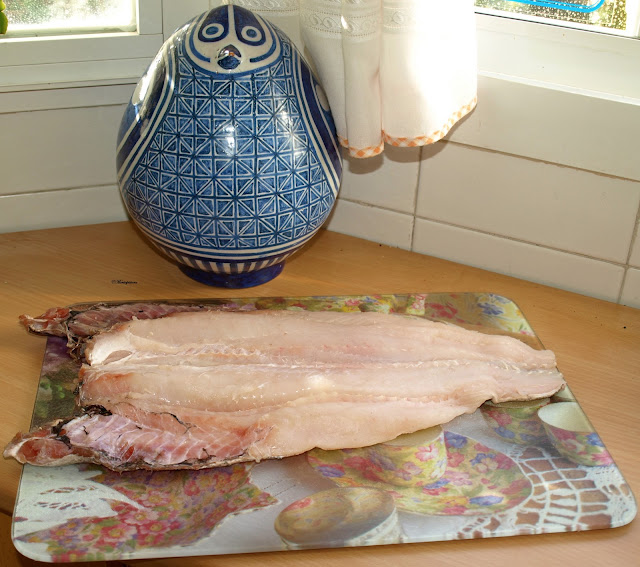 Cocinar es vivir y Bordar también: Merluza rellena de gambones y ...