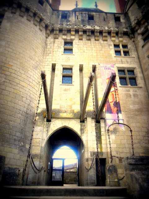 Visiting Langeais on the traces of Fulk Nerra, the Black Knight ...