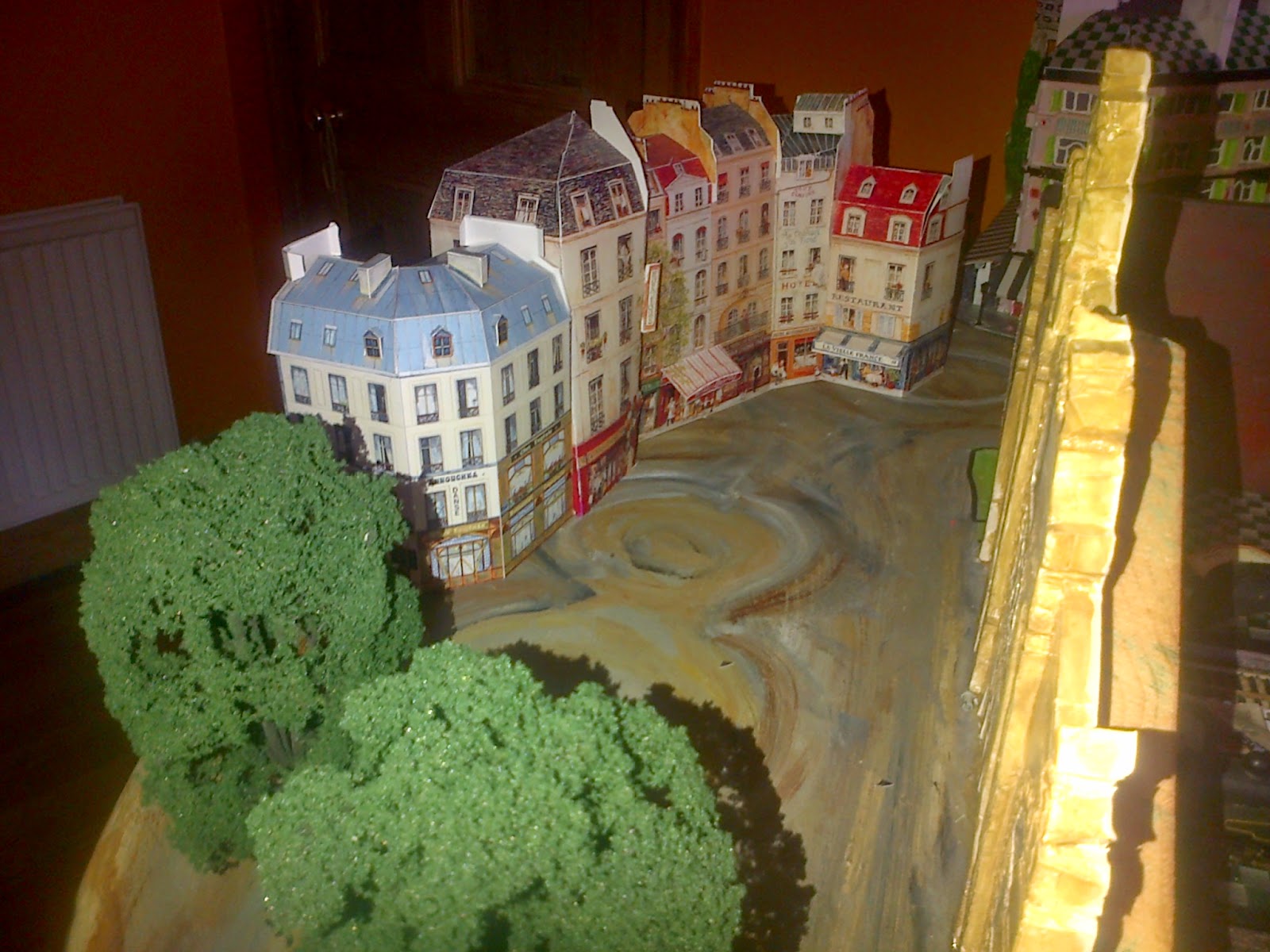 French Model Railway: HO scale card model buildings