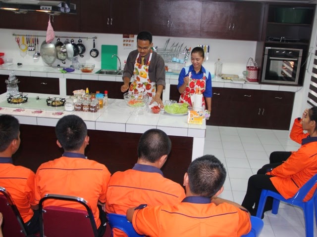 Pusat Maklumat Pemakanan Keningau, Sabah: LAWATAN SAMBIL BELAJAR ...