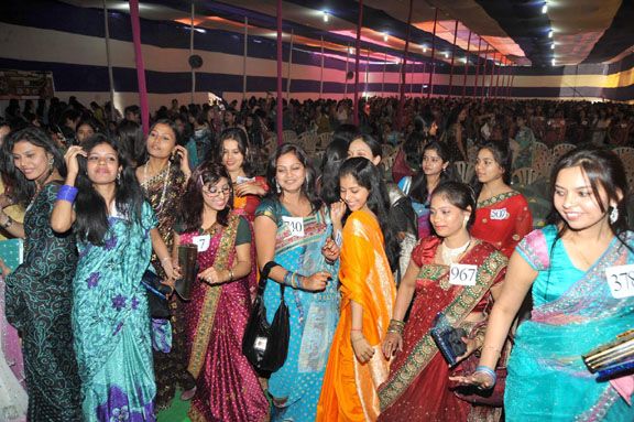 View Patna: Shivi crowned Miss Patna Women's College 2012