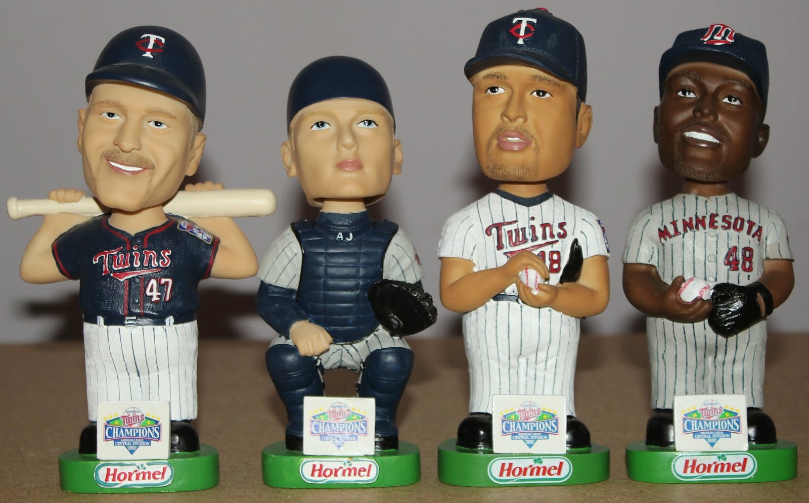 The Bobble Hunter: Minnesota Twins SGA Bobblehead Set (Part 4 - Year 2003)